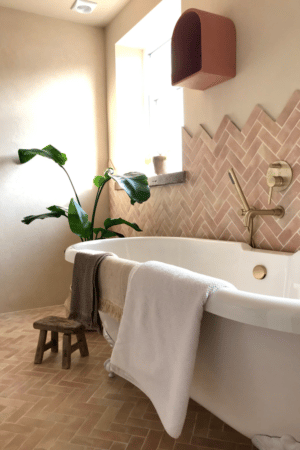 31 Terracotta Bathroom Ideas: Rustic & Beautiful