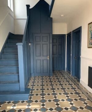 19 Bold Blue Hallway Ideas For An Inviting Feel