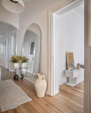 23 Scandinavian Hallway Ideas For A Stylistically Pure Look