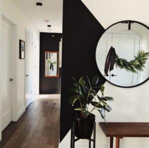 21 Black and Cream Hallway Ideas For A Lasting Impression - Sleek-chic ...