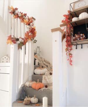 24 Must Try Autumn Hallway Ideas For A Warm Welcome