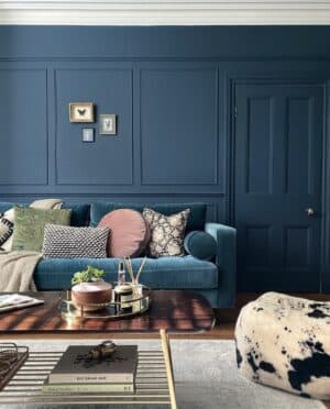 23 Classic Living Room Panelling Ideas You'll Love - Sleek-chic Interiors