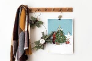 23 Fabulously Festive Christmas Wall Decor Ideas To Try This Season