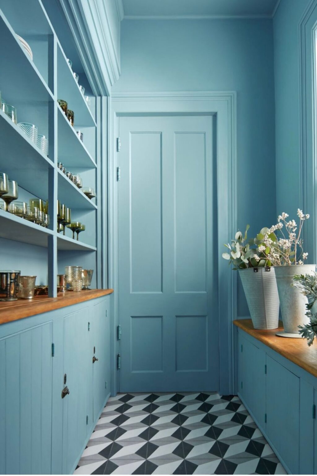 13 Ways To Try The Colour Drenching Trend In Your Home