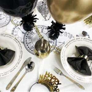 17 New Year's Eve Table Decoration Ideas For A Sparkling Start To 2026
