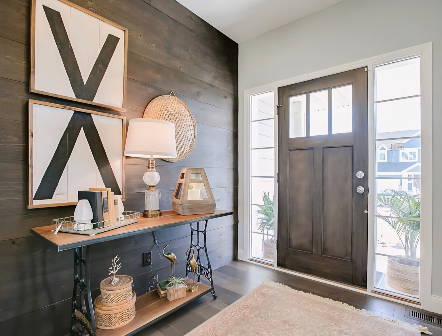 23 Entryway Accent Wall Ideas For A Stunning Welcome - Sleek-chic Interiors