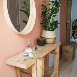 19 Stunning Orange Hallway Ideas For A Warm Welcome