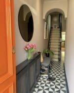 19 Stunning Orange Hallway Ideas For A Warm Welcome