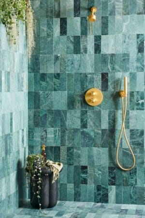 19 Brilliant Ways To Use The Vertical Stacked Tiles Trend