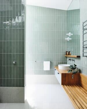 19 Brilliant Ways To Use The Vertical Stacked Tiles Trend
