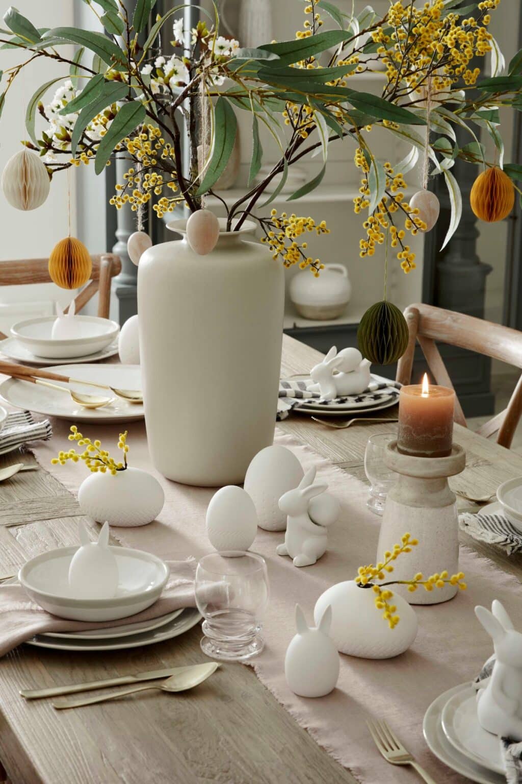 15 Spring Like Easter Table Decoration Ideas To Try This Year