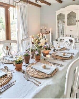 15 Spring Like Easter Table Decoration Ideas To Try This Year