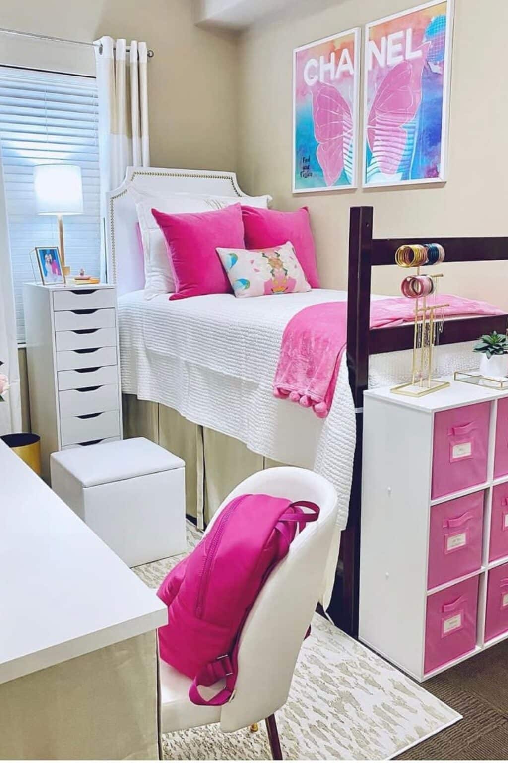 19 Pretty Dorm Room Ideas On A Budget - Sleek-chic Interiors