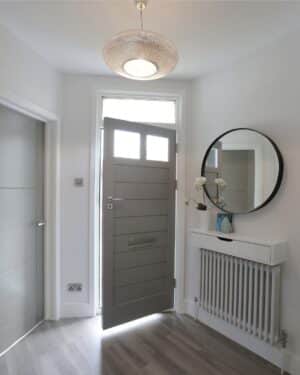 21 Column Radiators In Hallways To Fall In Love With