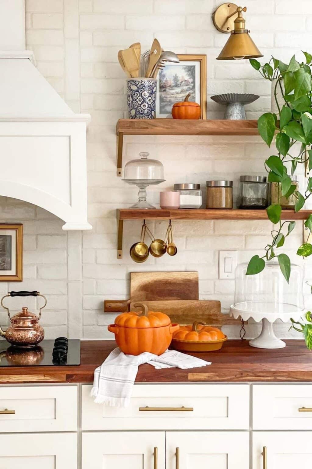 25 Essential Fall Kitchen Decor Ideas for a Cozy Vibe