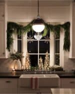 17 Magical Christmas Window Display Ideas to Spark Holiday Joy - Sleek ...