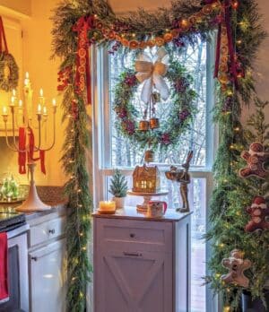 17 Magical Christmas Window Display Ideas to Spark Holiday Joy - Sleek ...