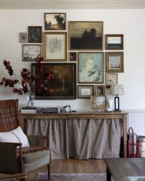 How to Create a Stunning Thrifted Gallery Wall on a Budget - Sleek-chic ...